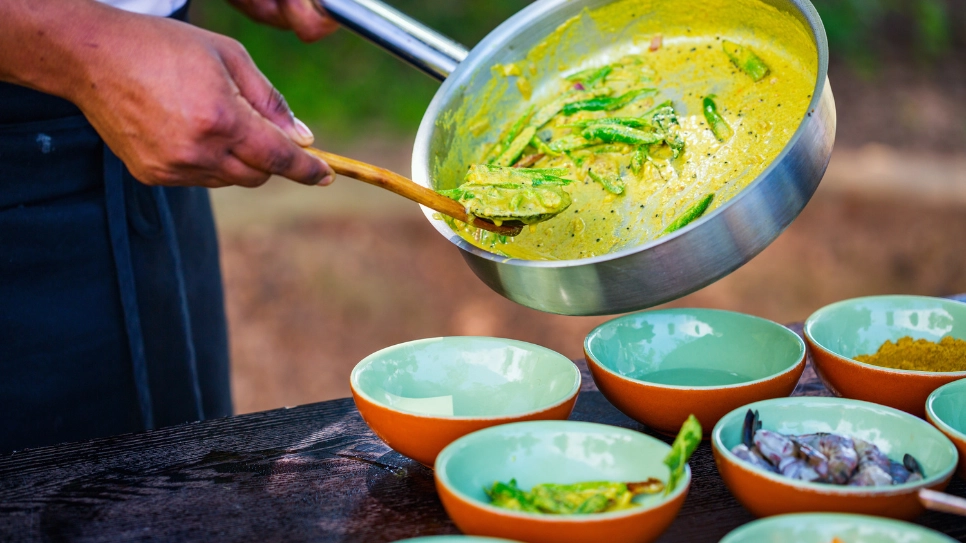 How to save time and money with funeral catering - Procompare.co.za